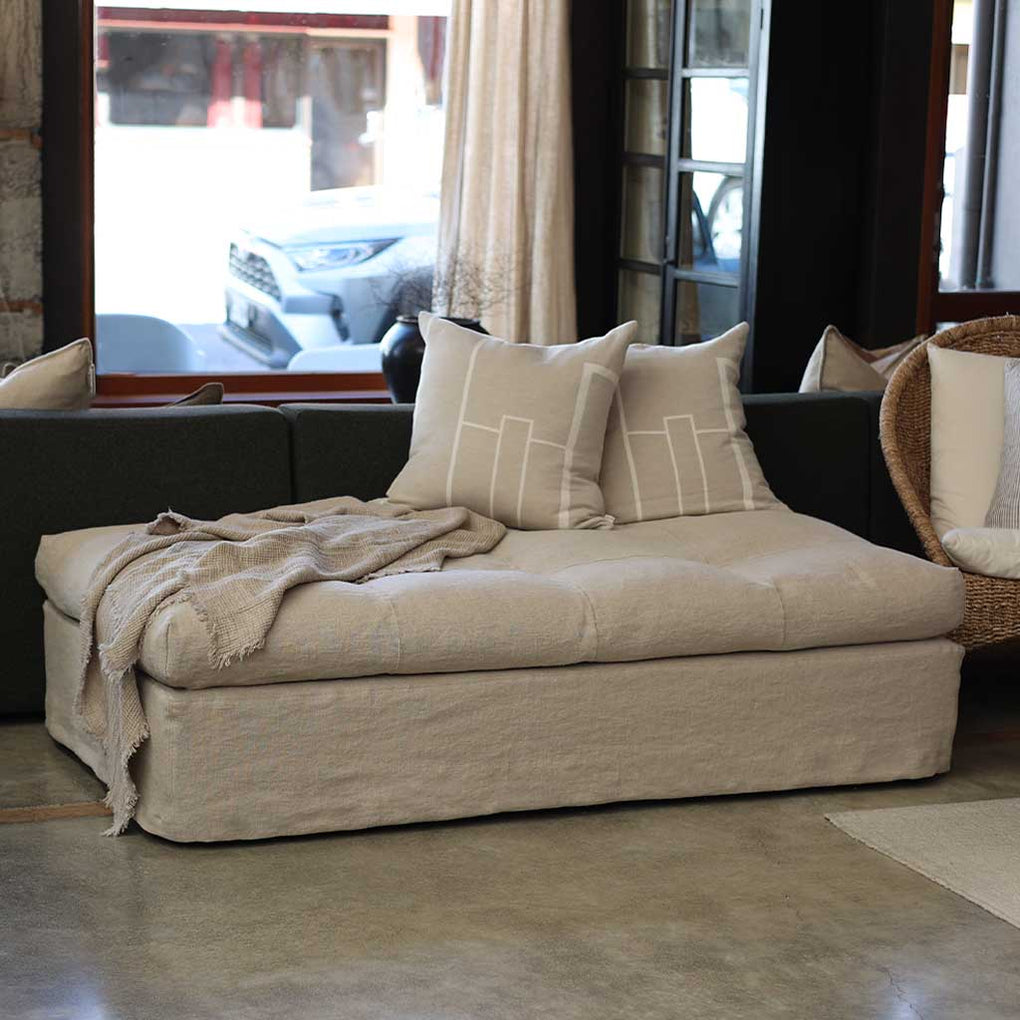 Sofas & Armchairs – Madisons